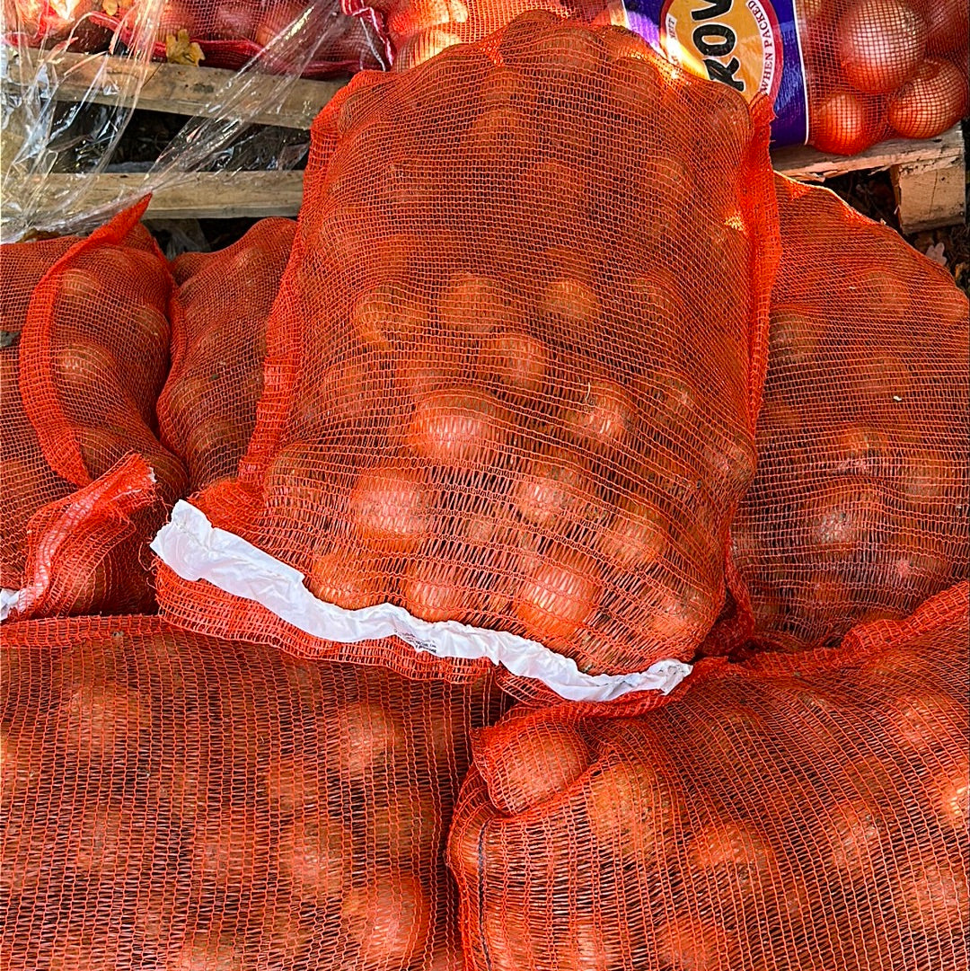 English Onions 20kg – Barleylands Farm Shop